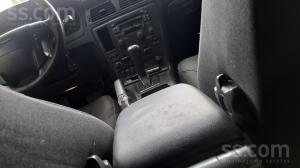 Volvo V70 2002 Daugavpils, ar dzinēja tilpumu 2.40 L un nobraukumu 329 tūkst. km par 1450 €, foto 22 vietnē AUTOMOTO.COM.LV