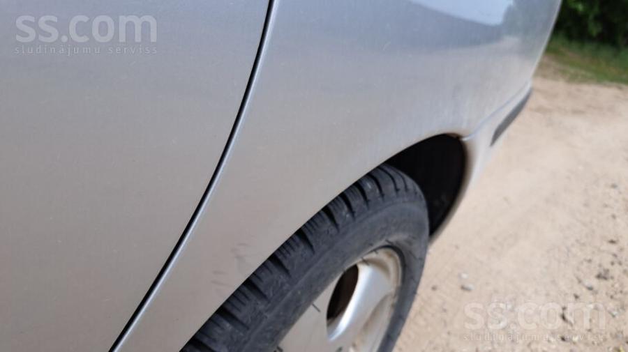 Volvo V70 2002 Daugavpils, ar dzinēja tilpumu 2.40 L un nobraukumu 329 tūkst. km par 1450 €, foto 26 vietnē AUTOMOTO.COM.LV
