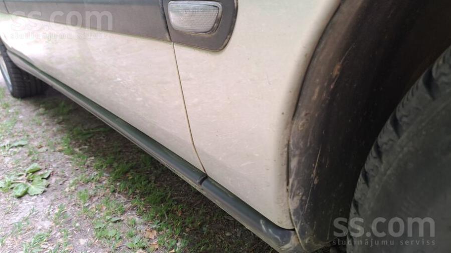 Volvo V70 2002 Daugavpils, ar dzinēja tilpumu 2.40 L un nobraukumu 329 tūkst. km par 1450 €, foto 31 vietnē AUTOMOTO.COM.LV