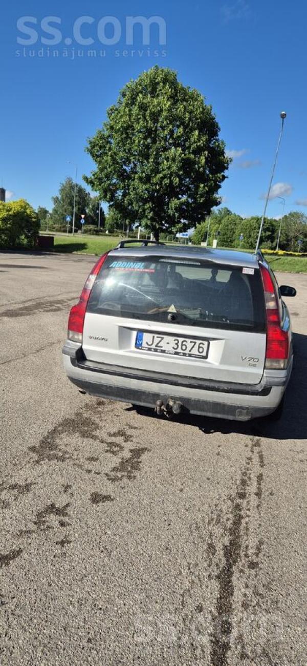 Volvo V70 2002 Madona, ar dzinēja tilpumu 2.50 L un nobraukumu 504 tūkst. km par 1050 €, foto 2 vietnē AUTOMOTO.COM.LV