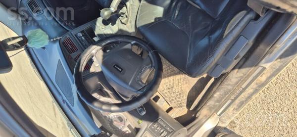 Volvo V70 2002 Madona, ar dzinēja tilpumu 2.50 L un nobraukumu 504 tūkst. km par 1050 €, foto 5 vietnē AUTOMOTO.COM.LV