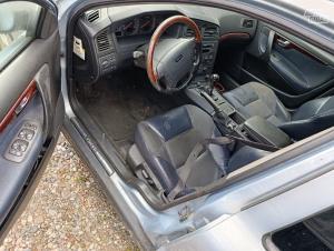 Volvo V70 2002 in Marijampole, with an engine capacity of 2.50 L and mileage of 325 thousand km for 320 €, photo 4 on AUTOMOTO.COM.LV