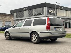 Volvo V70 2002 Narva, ar dzinēja tilpumu 2.40 L un nobraukumu 310 tūkst. km par 999 €, foto 7 vietnē AUTOMOTO.COM.LV