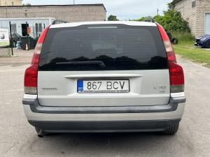 Volvo V70 2002 Narva, ar dzinēja tilpumu 2.40 L un nobraukumu 310 tūkst. km par 999 €, foto 20 vietnē AUTOMOTO.COM.LV