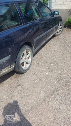 Volvo V70 2002 Kaišiadorys, ar dzinēja tilpumu 2.40 L un nobraukumu 450 tūkst. km par 800 €, foto  vietnē AUTOMOTO.COM.LV