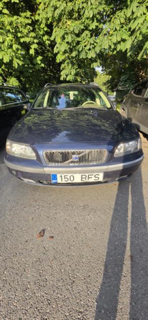 Volvo V70 2002 in Tallinn, with an engine capacity of 0.00 L and mileage of 425 thousand km for 1000 €, photo  on AUTOMOTO.COM.LV