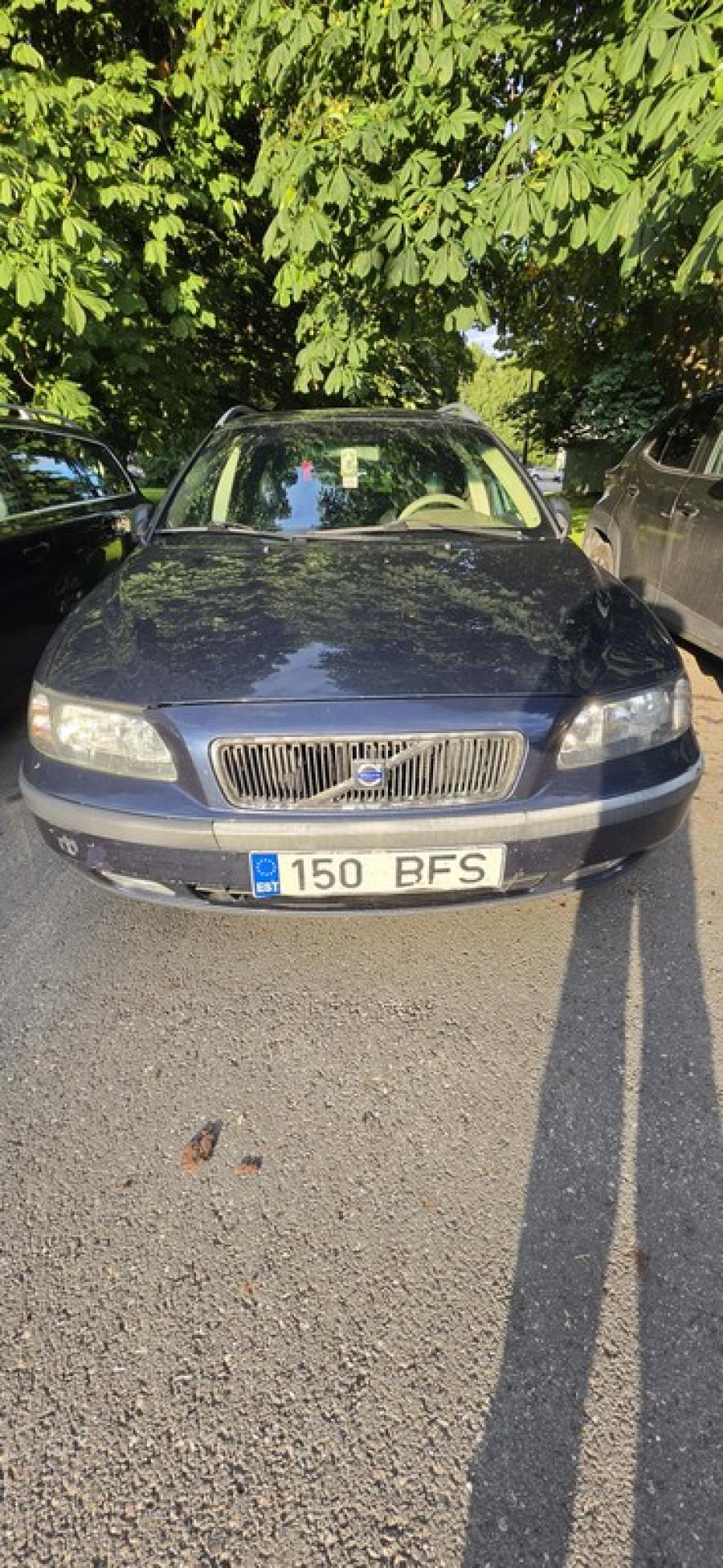 Volvo V70 2002 in Tallinn, with an engine capacity of 0.00 L and mileage of 425 thousand km for 1000 €, photo 16 on AUTOMOTO.COM.LV