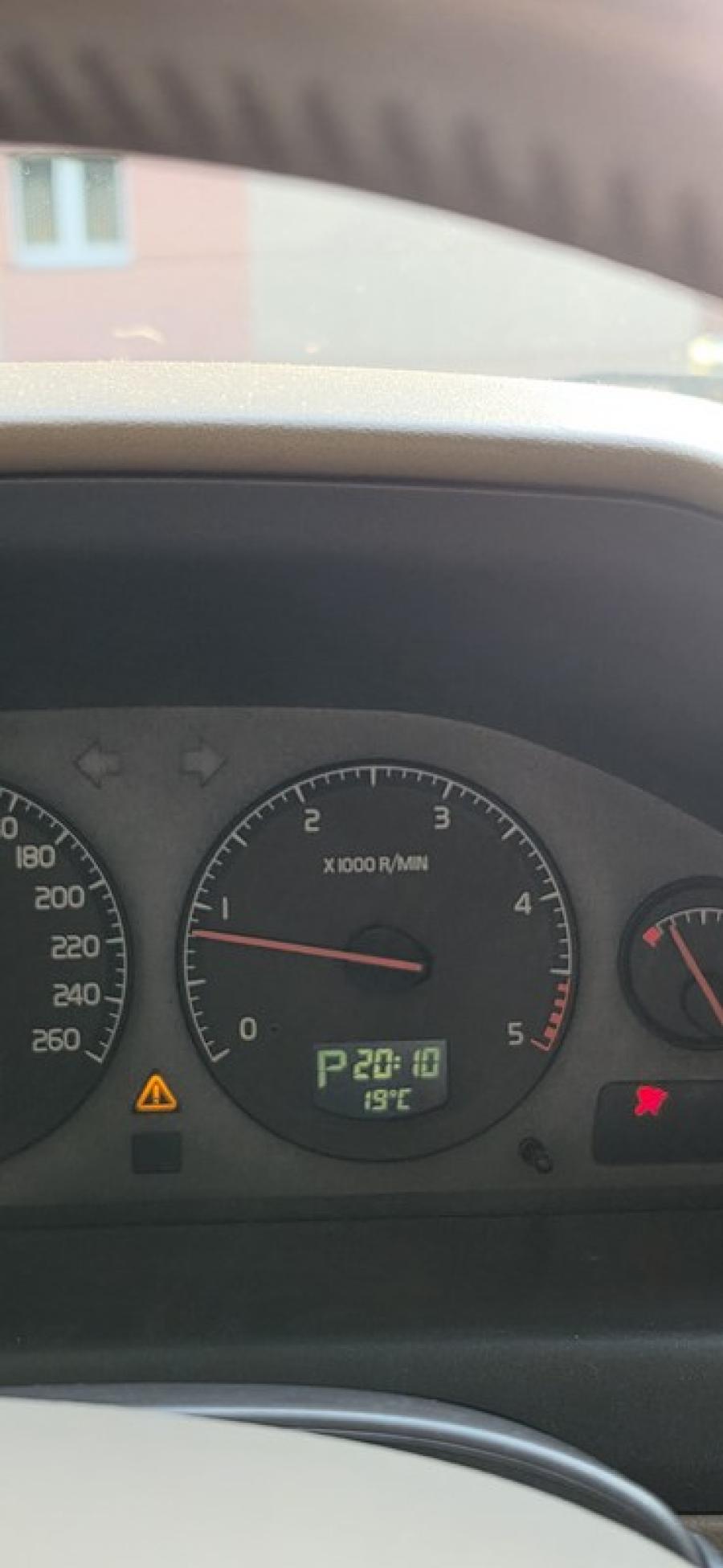 Volvo V70 2002 in Tallinn, with an engine capacity of 0.00 L and mileage of 425 thousand km for 1000 €, photo 26 on AUTOMOTO.COM.LV