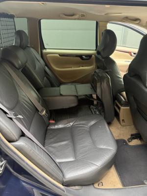 Volvo V70 2002 Tallina, ar dzinēja tilpumu 2.40 L un nobraukumu 400 tūkst. km par 1500 €, foto 10 vietnē AUTOMOTO.COM.LV