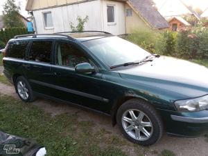 Volvo V70 2002 in Salcininkai, with an engine capacity of 2.40 L and mileage of 430 thousand km for 1500 €, photo 8 on AUTOMOTO.COM.LV