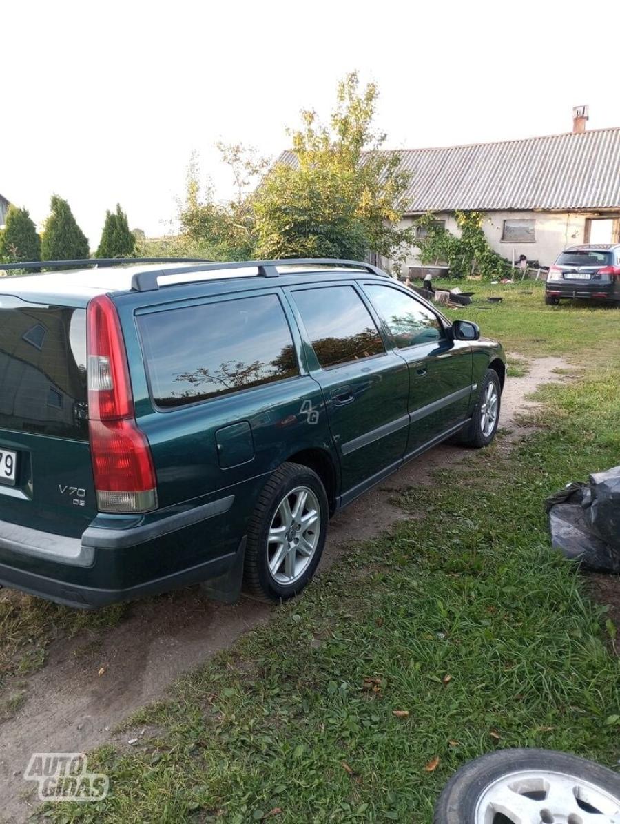 Volvo V70 2002 in Salcininkai, with an engine capacity of 2.40 L and mileage of 430 thousand km for 1500 €, photo 10 on AUTOMOTO.COM.LV