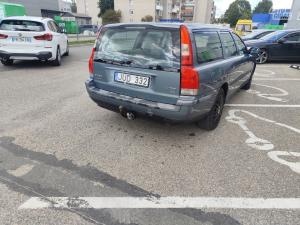 Вольво В70 2002 в Укмерге, объемом двигателя 2.40 л и пробегом 315 тыс. км за 1250 €, фото 4 на AUTOMOTO.COM.LV