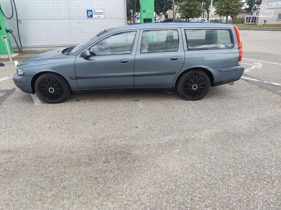 Вольво В70 2002 в Укмерге, объемом двигателя 2.40 л и пробегом 315 тыс. км за 1250 €, фото 5 на AUTOMOTO.COM.LV