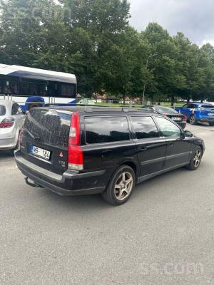 Volvo V70 2002 in Riga, with an engine capacity of 2.40 L and mileage of 485 thousand km for 1200 €, photo 5 on AUTOMOTO.COM.LV