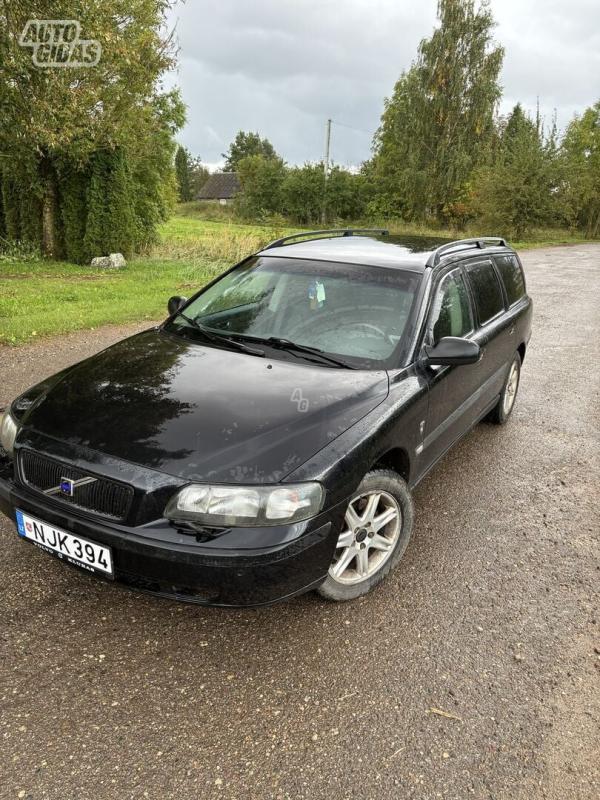 Volvo V70 2002 Jonava, ar dzinēja tilpumu 2.40 L un nobraukumu 340 tūkst. km par 1450 €, foto 1 vietnē AUTOMOTO.COM.LV