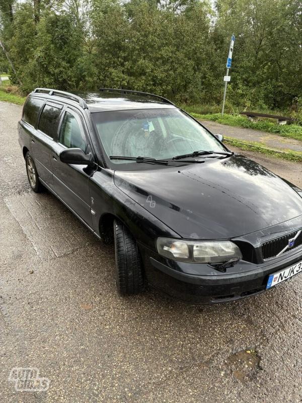 Volvo V70 2002 Jonava, ar dzinēja tilpumu 2.40 L un nobraukumu 340 tūkst. km par 1450 €, foto 3 vietnē AUTOMOTO.COM.LV