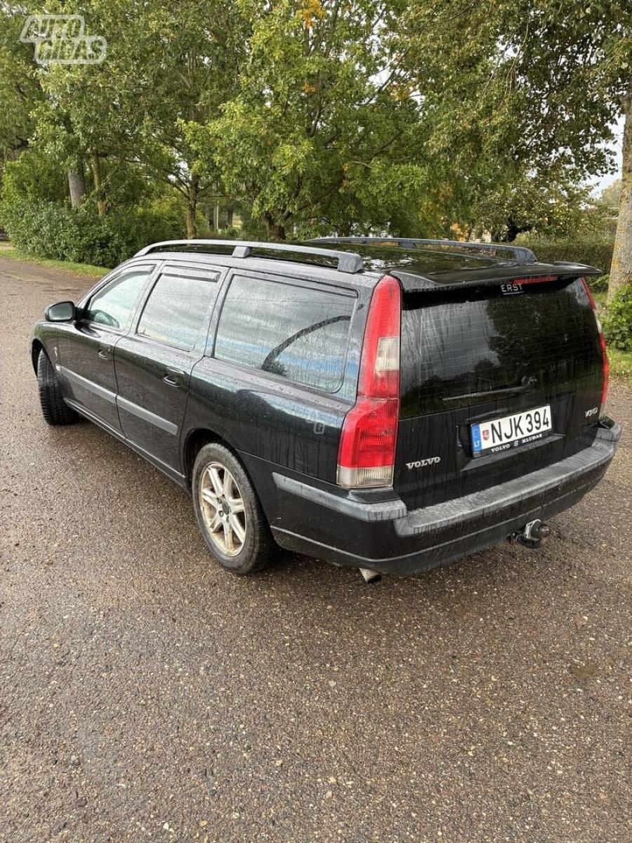 Volvo V70 2002 Jonava, ar dzinēja tilpumu 2.40 L un nobraukumu 340 tūkst. km par 1450 €, foto 7 vietnē AUTOMOTO.COM.LV