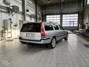 Volvo V70 2002 Klaipėda, ar dzinēja tilpumu 2.40 L un nobraukumu 380 tūkst. km par 1700 €, foto 3 vietnē AUTOMOTO.COM.LV