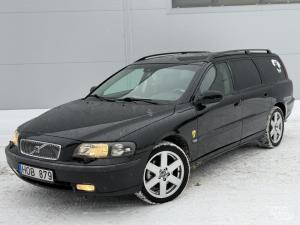 Volvo V70 2003 in Utena, with an engine capacity of 2.40 L and mileage of 435 thousand km for 1650 €, photo  on AUTOMOTO.COM.LV