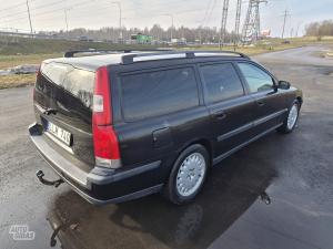 Volvo V70 2003 Šauļi, ar dzinēja tilpumu 2.40 L un nobraukumu 410 tūkst. km par 1400 €, foto 2 vietnē AUTOMOTO.COM.LV
