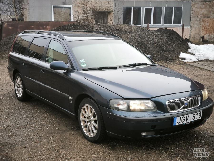 Volvo V70 2003 Telšiai, ar dzinēja tilpumu 2.40 L un nobraukumu 310 tūkst. km par 1000 €, foto 6 vietnē AUTOMOTO.COM.LV