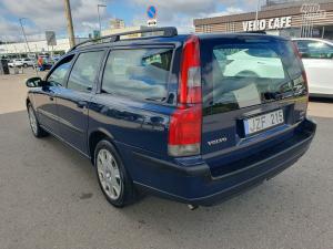 Volvo V70 2003 Ariogala, ar dzinēja tilpumu 2.40 L un nobraukumu 526 tūkst. km par 1350 €, foto  vietnē AUTOMOTO.COM.LV