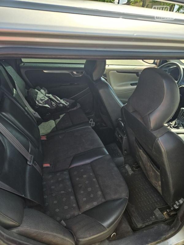 Volvo V70 2003 Ukmergė, ar dzinēja tilpumu 2.40 L un nobraukumu 294 tūkst. km par 1400 €, foto 7 vietnē AUTOMOTO.COM.LV