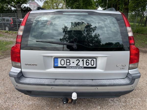 Volvo V70 2003 in Riga, with an engine capacity of 2.40 L and mileage of 433 thousand km for 2690 €, photo 4 on AUTOMOTO.COM.LV