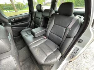 Volvo V70 2003 in Riga, with an engine capacity of 2.40 L and mileage of 433 thousand km for 2690 €, photo 14 on AUTOMOTO.COM.LV