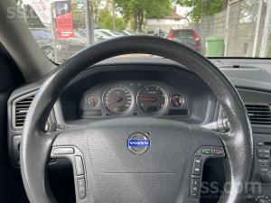 Volvo V70 2003 in Riga, with an engine capacity of 2.40 L and mileage of 433 thousand km for 2690 €, photo 22 on AUTOMOTO.COM.LV