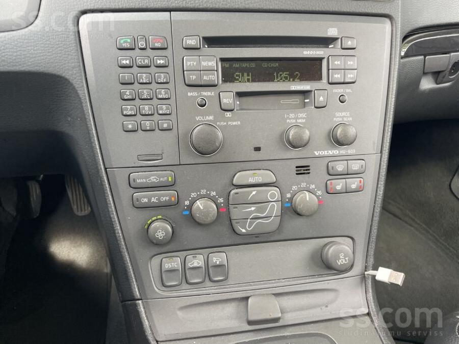 Volvo V70 2003 in Riga, with an engine capacity of 2.40 L and mileage of 433 thousand km for 2690 €, photo 23 on AUTOMOTO.COM.LV