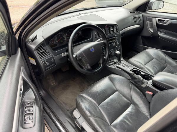 Volvo V70 2003 Utena, ar dzinēja tilpumu 2.40 L un nobraukumu 357 tūkst. km par 1450 €, foto 8 vietnē AUTOMOTO.COM.LV