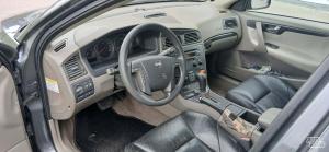 Volvo V70 2003 Jonava, ar dzinēja tilpumu 2.40 L un nobraukumu 400 tūkst. km par 1300 €, foto 3 vietnē AUTOMOTO.COM.LV