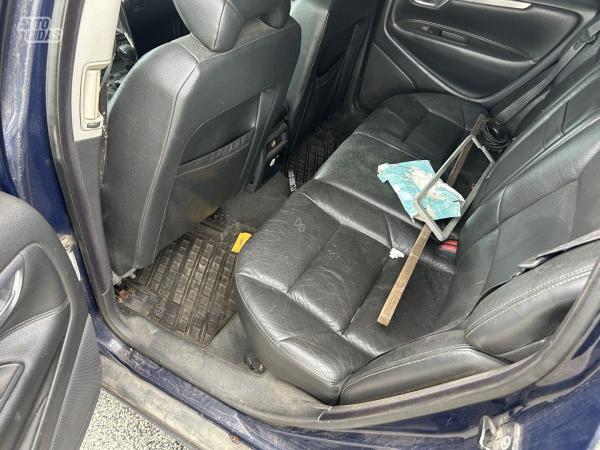 Volvo V70 2003 Varėna, ar dzinēja tilpumu 2.40 L un nobraukumu 543 tūkst. km par 500 €, foto 2 vietnē AUTOMOTO.COM.LV
