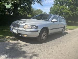Volvo V70 2003 Varėna, ar dzinēja tilpumu 2.40 L un nobraukumu 381 tūkst. km par 500 €, foto  vietnē AUTOMOTO.COM.LV
