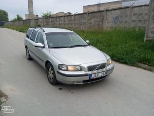 Вольво В70 2003 в Каунас, объемом двигателя 2.40 л и пробегом 366 тыс. км за 699 €, фото 4 на AUTOMOTO.COM.LV