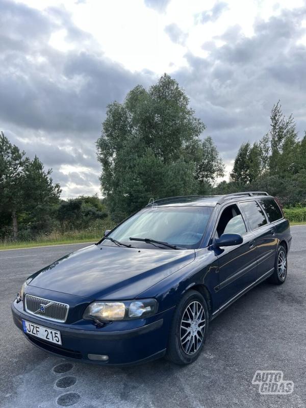 Volvo V70 2003 in Klaipeda, with an engine capacity of 2.40 L and mileage of 549 thousand km for 800 €, photo 2 on AUTOMOTO.COM.LV