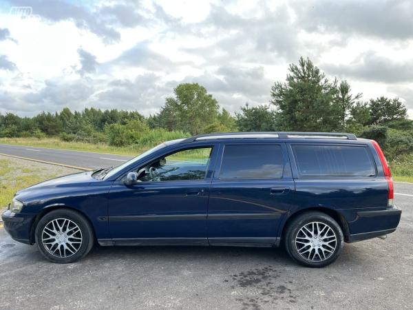 Volvo V70 2003 in Klaipeda, with an engine capacity of 2.40 L and mileage of 549 thousand km for 800 €, photo 3 on AUTOMOTO.COM.LV