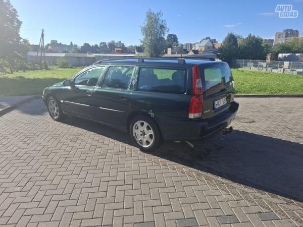 Volvo V70 2003 TelÅ”iai vietnÄ Volvo V70 2003 TelÅ”iai, ar dzinÄja tilpumu 2.50 L un nobraukumu 360 tÅ«kst. km par 720 ā¬, foto 3 vietnÄ AUTOMOTO.COM.LV