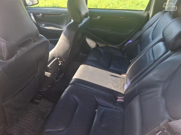 Volvo V70 2003 TelÅ”iai vietnÄ Volvo V70 2003 TelÅ”iai, ar dzinÄja tilpumu 2.50 L un nobraukumu 360 tÅ«kst. km par 720 ā¬, foto 9 vietnÄ AUTOMOTO.COM.LV