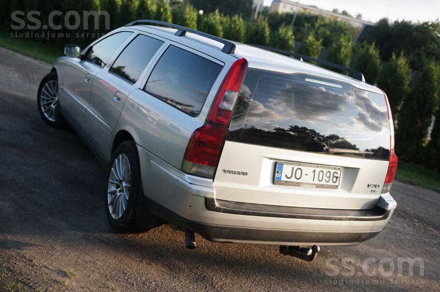 Volvo V70 2004 Rīga, ar dzinēja tilpumu 2.40 L un nobraukumu 396 tūkst. km par 1900 €, foto 2 vietnē AUTOMOTO.COM.LV