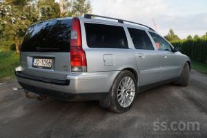 Volvo V70 2004 Rīga, ar dzinēja tilpumu 2.40 L un nobraukumu 396 tūkst. km par 1900 €, foto 3 vietnē AUTOMOTO.COM.LV