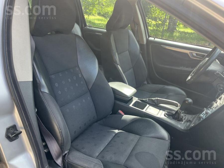 Volvo V70 2004 Cēsis, ar dzinēja tilpumu 2.40 L un nobraukumu 0 tūkst. km par 1450 €, foto 8 vietnē AUTOMOTO.COM.LV