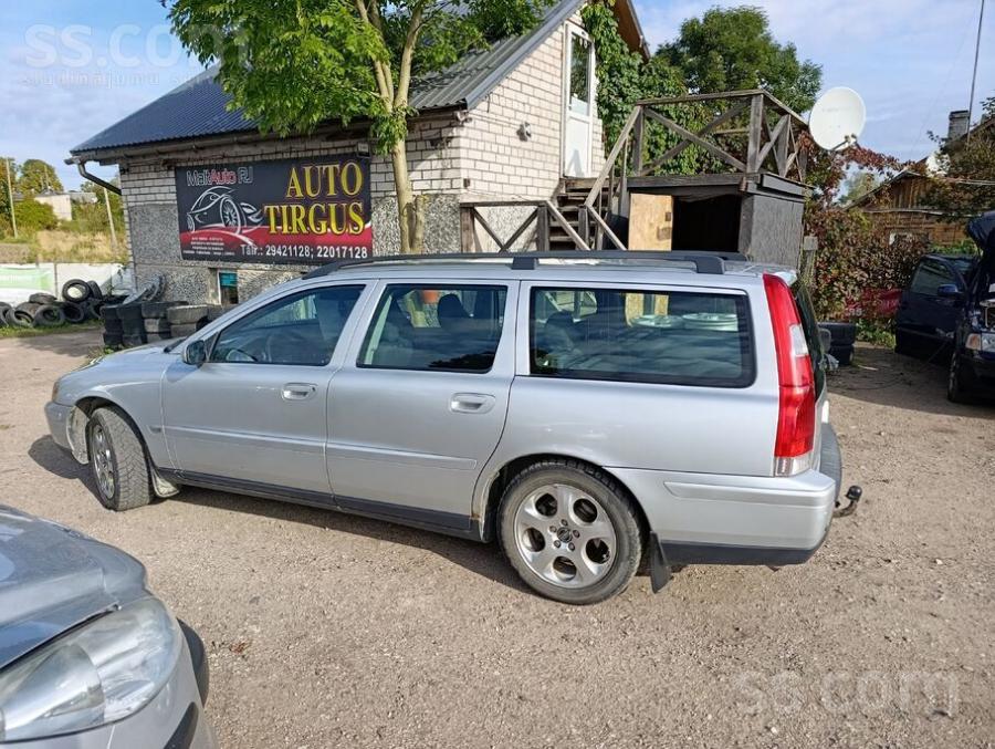 Volvo V70 2004 Rēzekne, ar dzinēja tilpumu 2.40 L un nobraukumu 0 tūkst. km par 1350 €, foto 5 vietnē AUTOMOTO.COM.LV