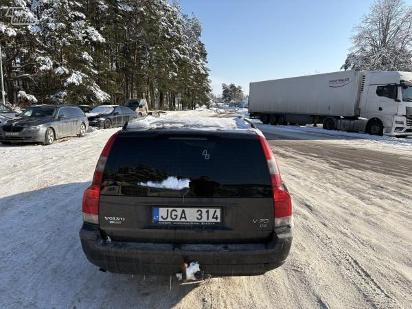 Volvo V70 2004 in Varena, with an engine capacity of 2.40 L and mileage of 400 thousand km for 780 €, photo 4 on AUTOMOTO.COM.LV