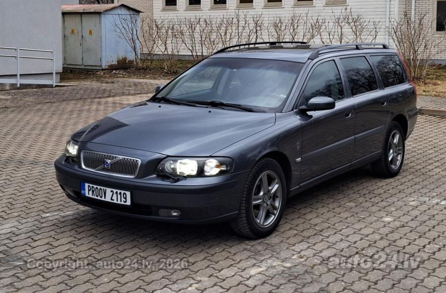 Volvo V70 2004 in Paide, with an engine capacity of 0.00 L and mileage of 446 thousand km for 3450 €, photo 2 on AUTOMOTO.COM.LV