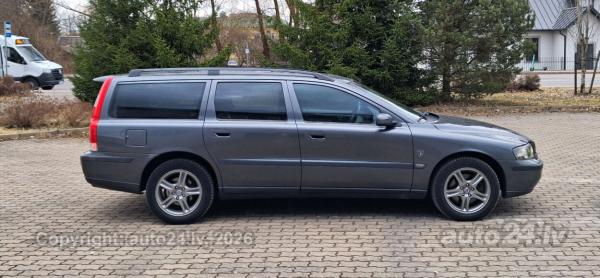 Volvo V70 2004 Paide, ar dzinēja tilpumu 0.00 L un nobraukumu 446 tūkst. km par 3450 €, foto 3 vietnē AUTOMOTO.COM.LV