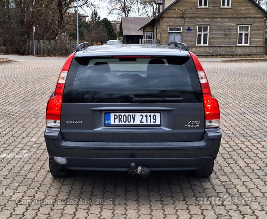 Volvo V70 2004 in Paide, with an engine capacity of 0.00 L and mileage of 446 thousand km for 3450 €, photo 6 on AUTOMOTO.COM.LV