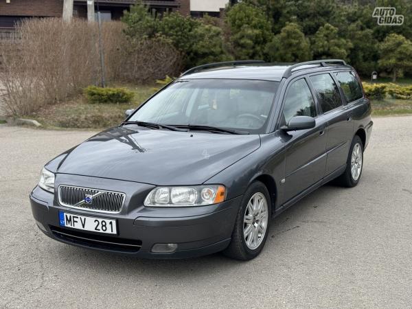 Volvo V70 2004 Viļņa, ar dzinēja tilpumu 2.40 L un nobraukumu 301 tūkst. km par 1650 €, foto 1 vietnē AUTOMOTO.COM.LV