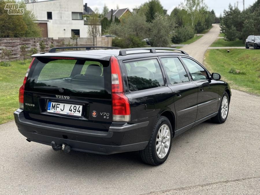 Volvo V70 2004 Viļņa, ar dzinēja tilpumu 2.40 L un nobraukumu 390 tūkst. km par 1899 €, foto 4 vietnē AUTOMOTO.COM.LV